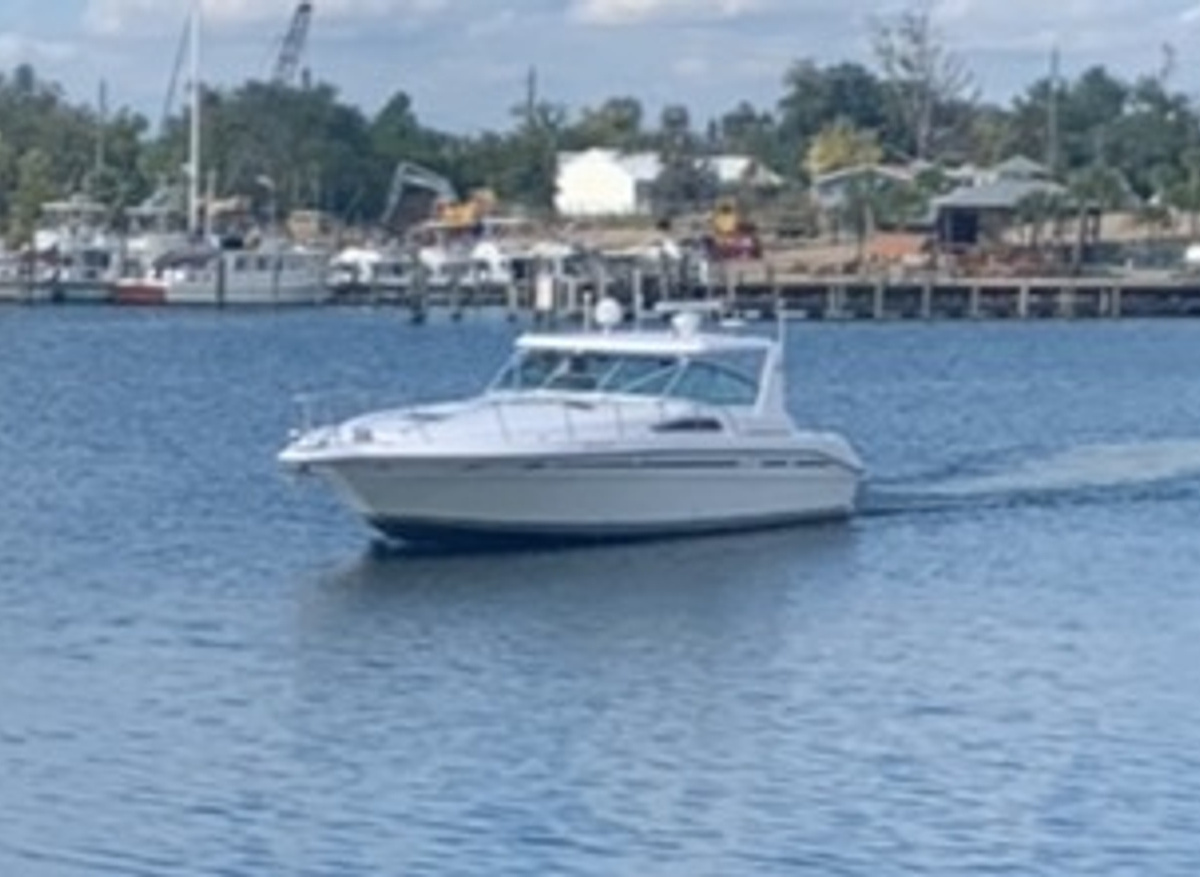 AGLCA | 40 Sea Ray 400 Express Cruiser 1992 "Getting Better"