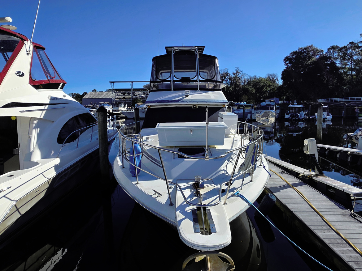 AGLCA | 45 ft Sea Ray 1988 415 "Triskele"