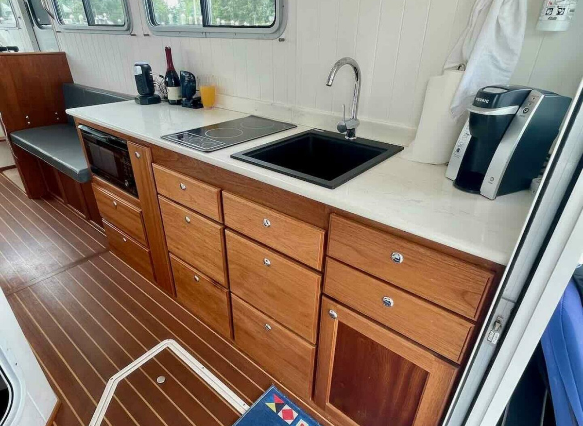 AGLCA | 35' Great Harbour TT 35 2021 "Dilligaf"